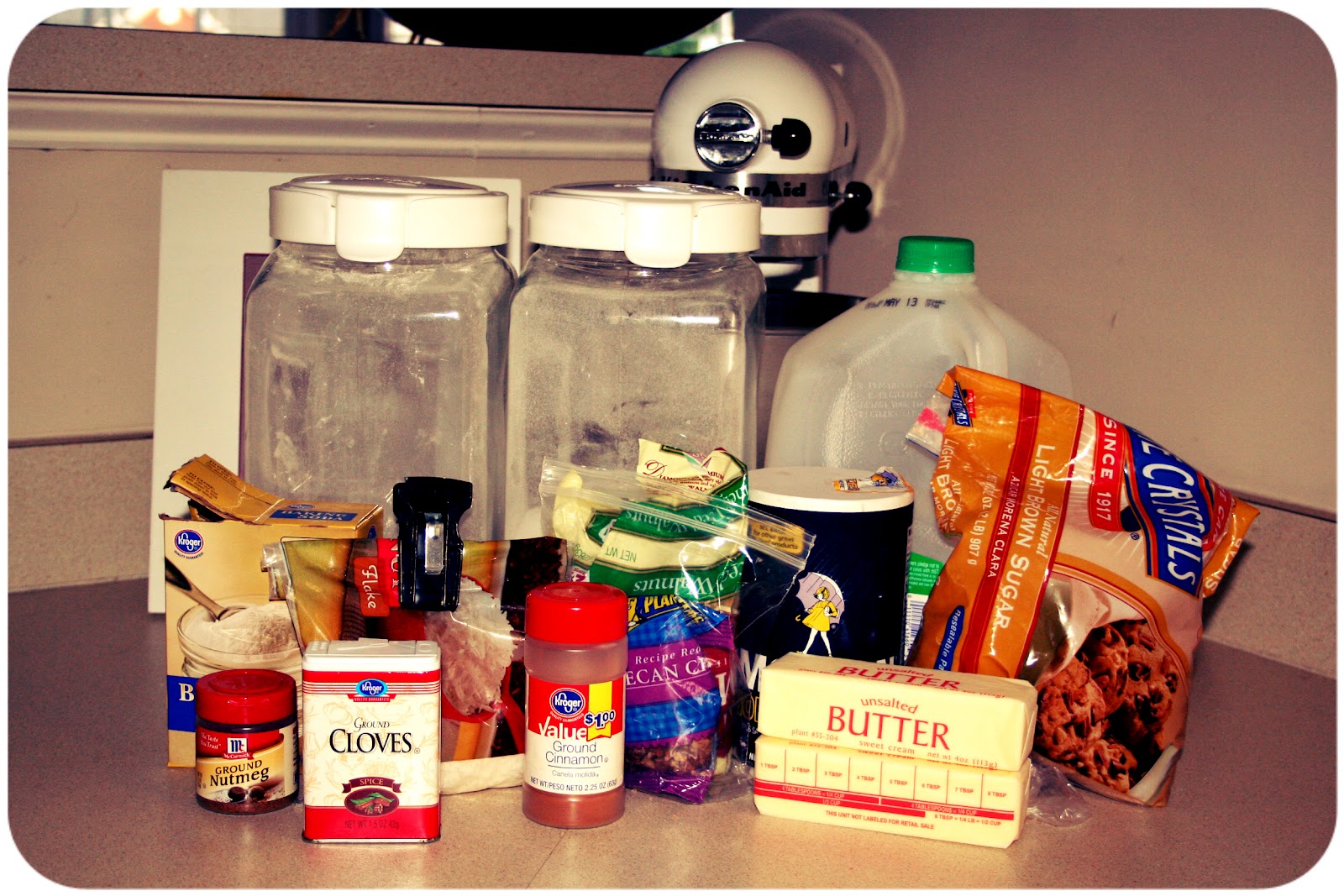 2 Teachers 2 Dogs: Fast & Simple Hillbilly Spice Cake