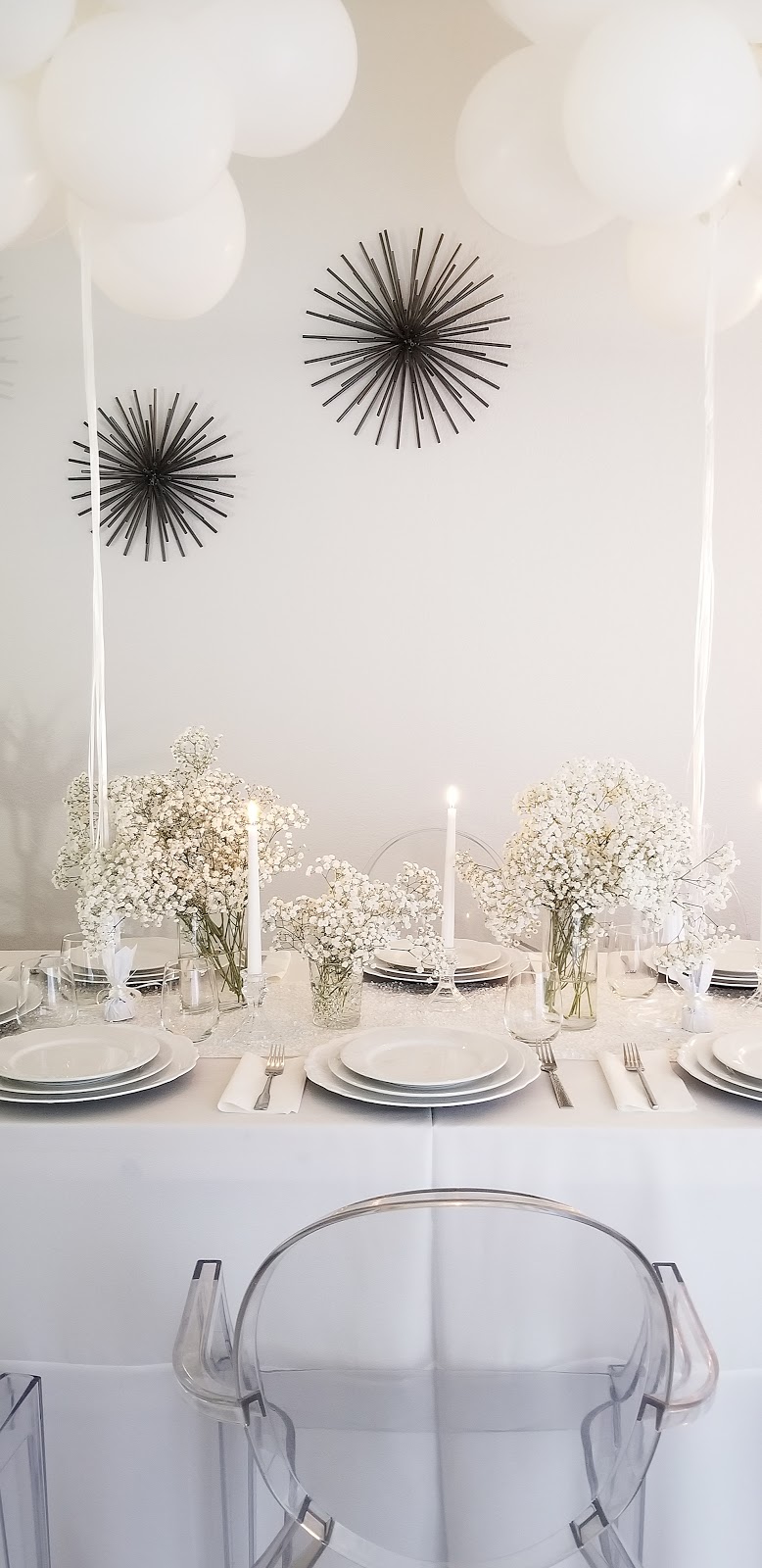 Oscar Bravo Home: An All-White Dinner Party