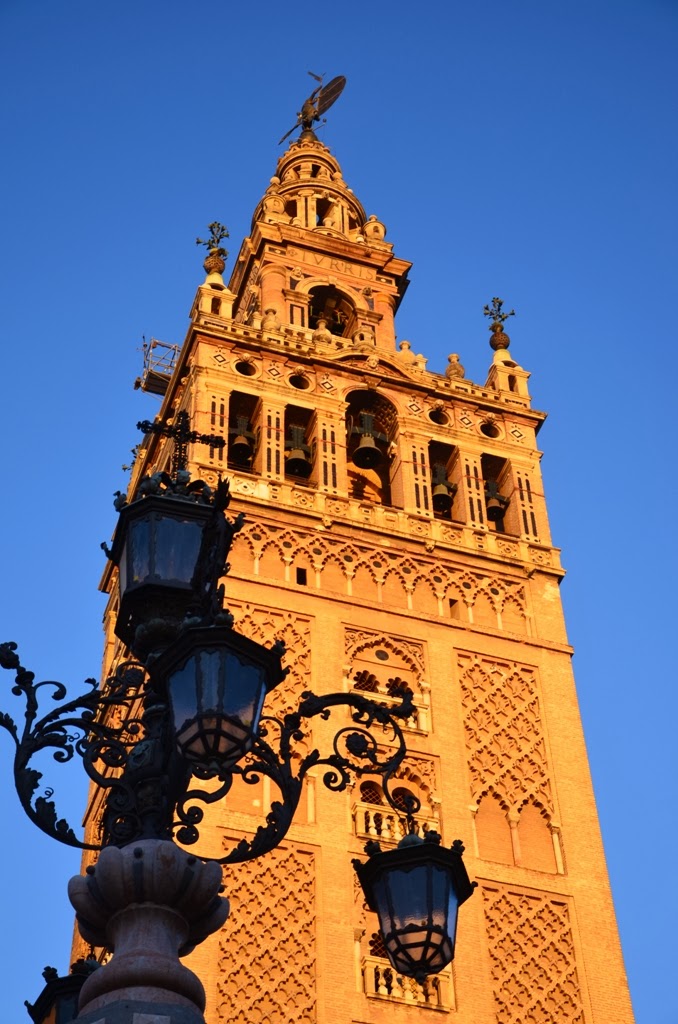 Traslado María Stma de la Victoria a Catedral, Sevilla oct 2013 - Un ...