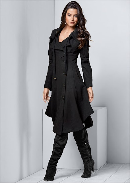 HANDKERCHIEF HEM COAT