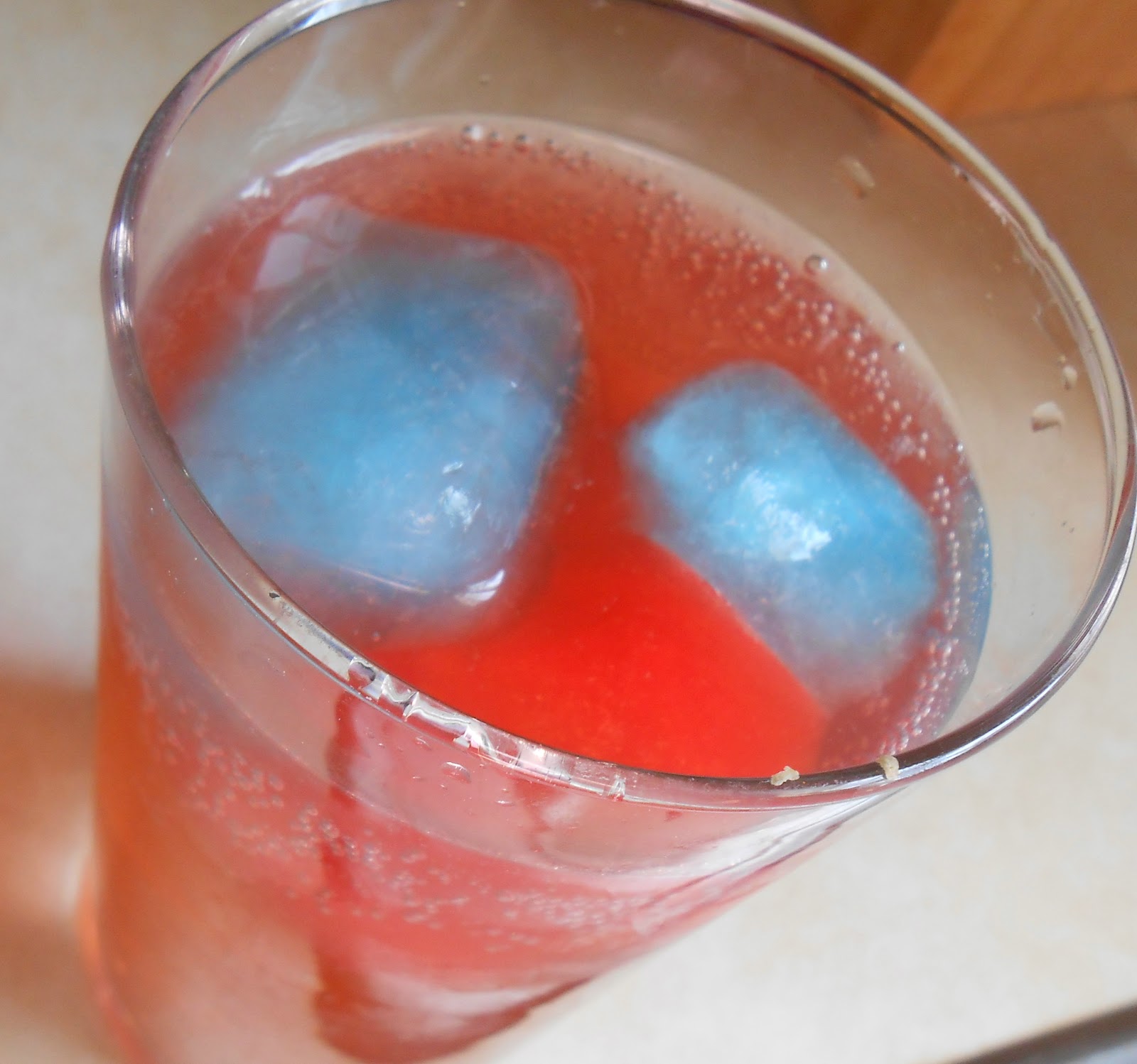 The Better Baker: Patriotic Cookie Dough Dessert Pizza