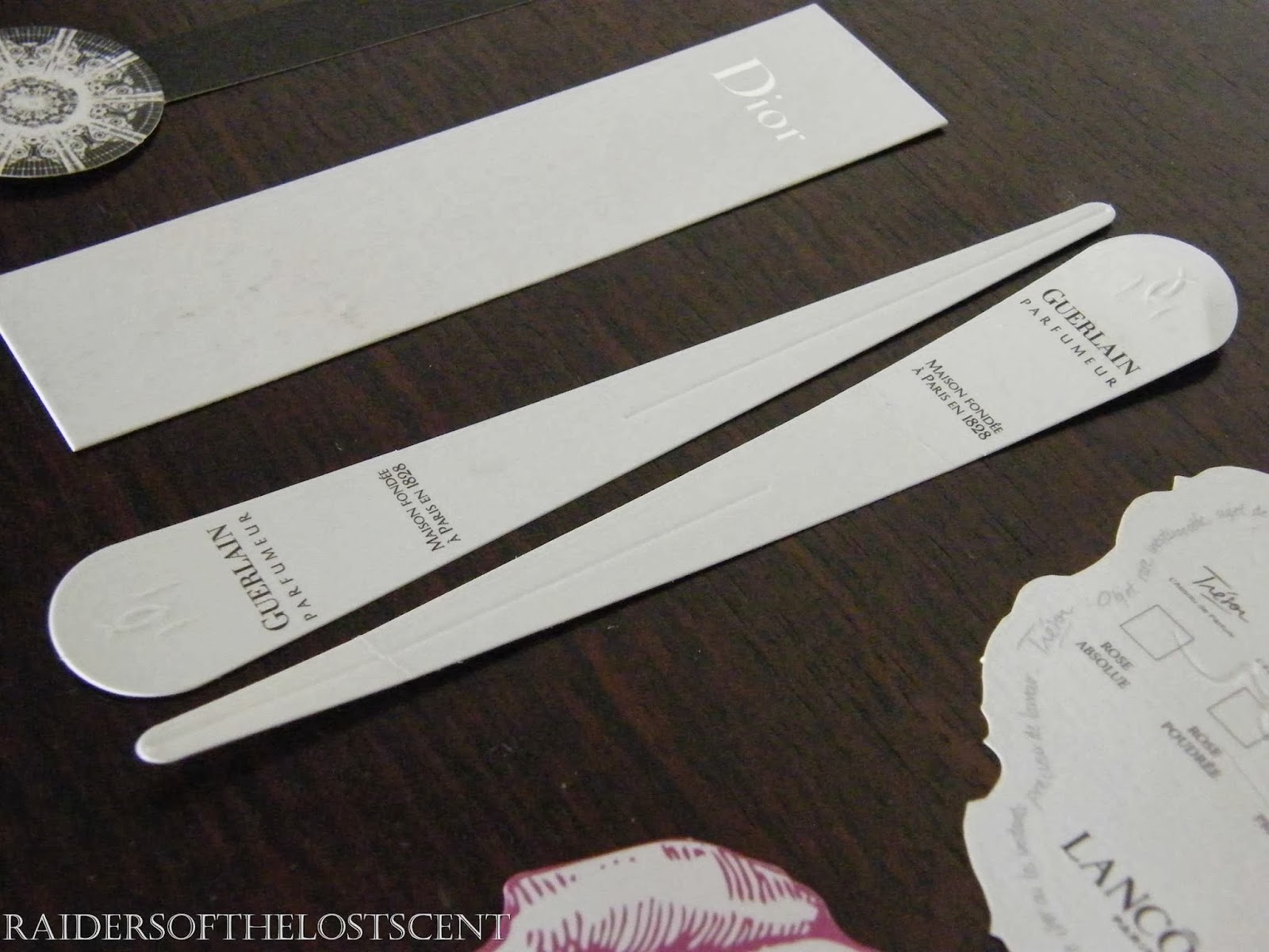 Raiders of the Lost Scent: How to smell a perfume?