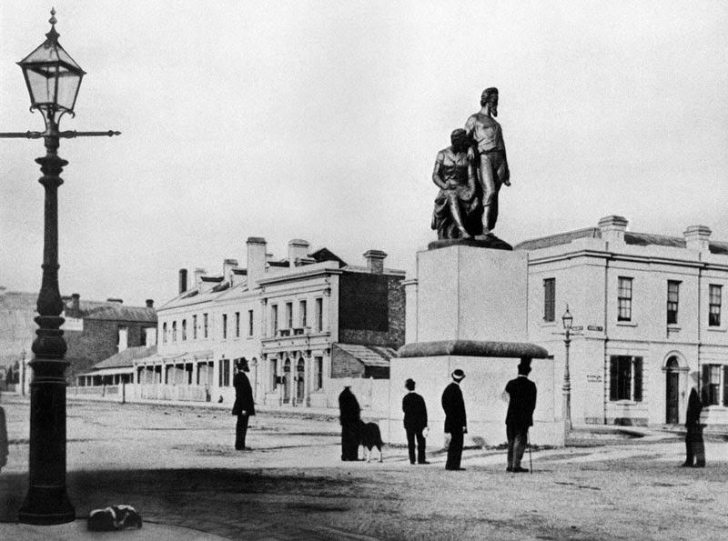 Beside the Yarra: Burke and Wills: The Roaming Statue
