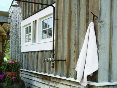 Marchlela...Vintage: Outdoor Showers