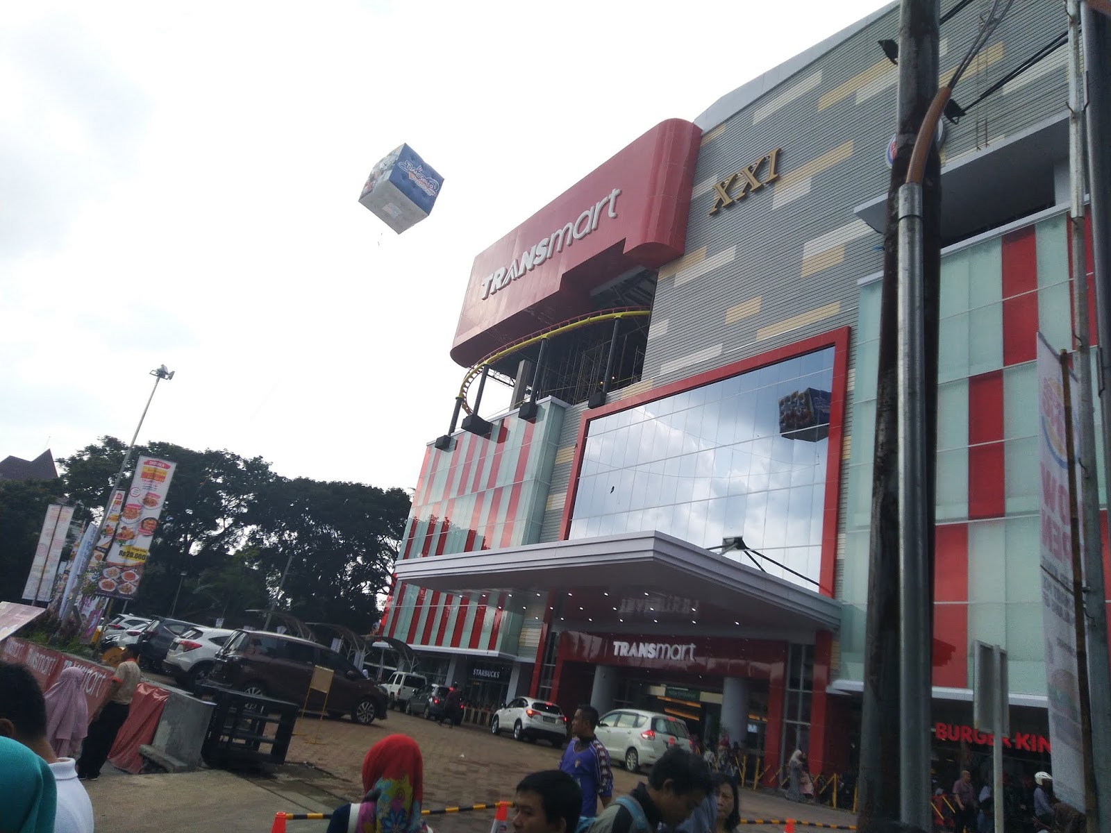 Transmart MX Mall Kota Malang - *Banjir Embun*