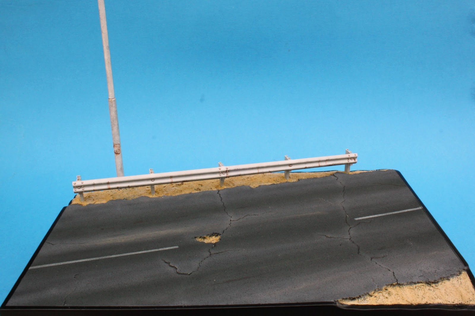 Miniature Creations: Iraq Roadway Diorama