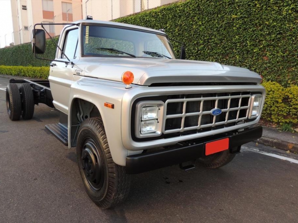 Ford F-11000 zero KM - Uma relíquia a venda
