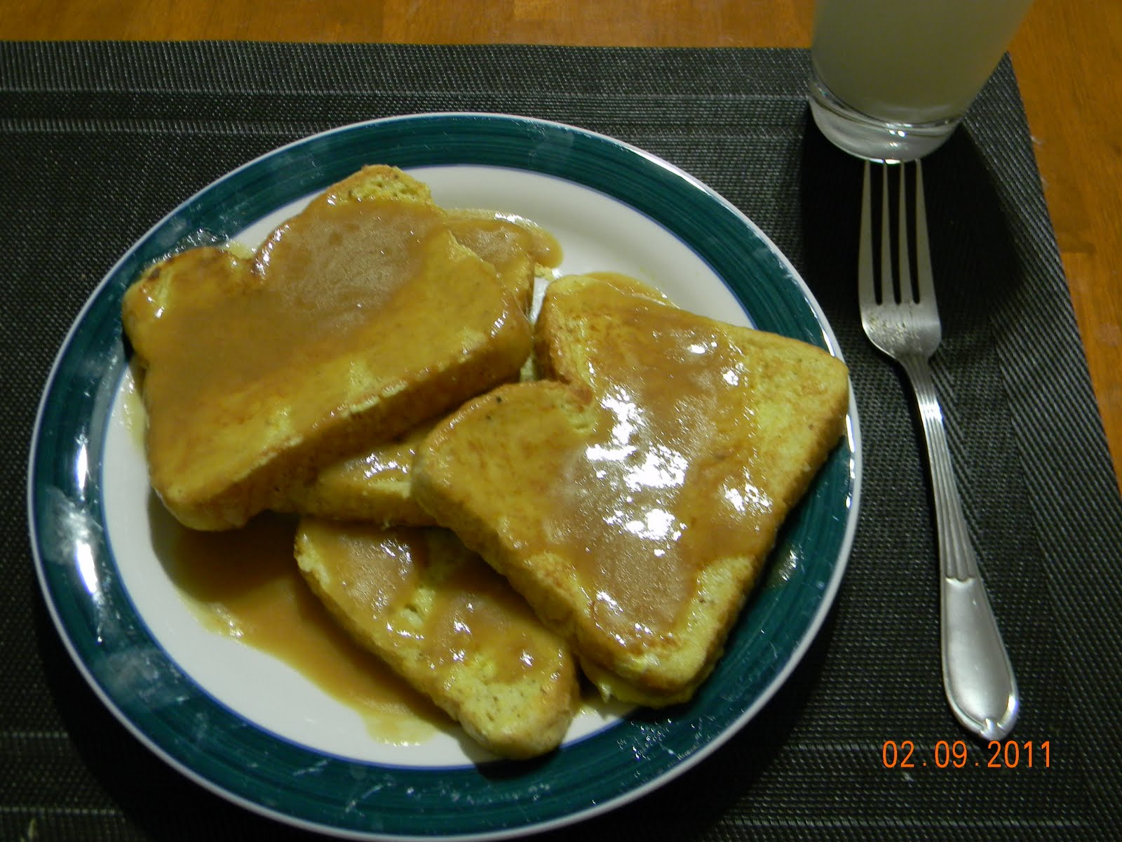 Marmite de Mary: Sauce caramel sur pain doré