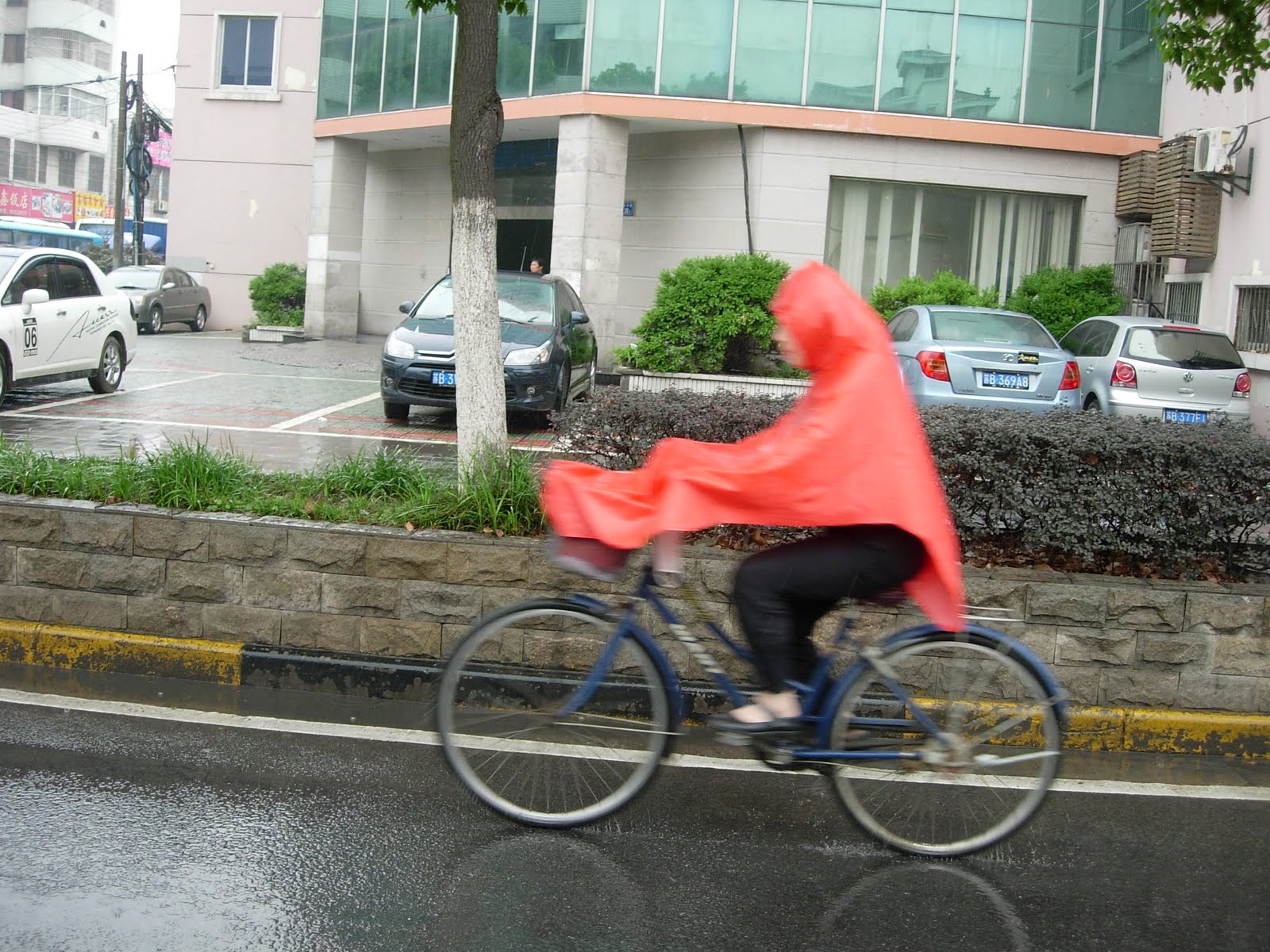 Where in the World is Sean Pearson?: Bike Ponchos of Wuxi
