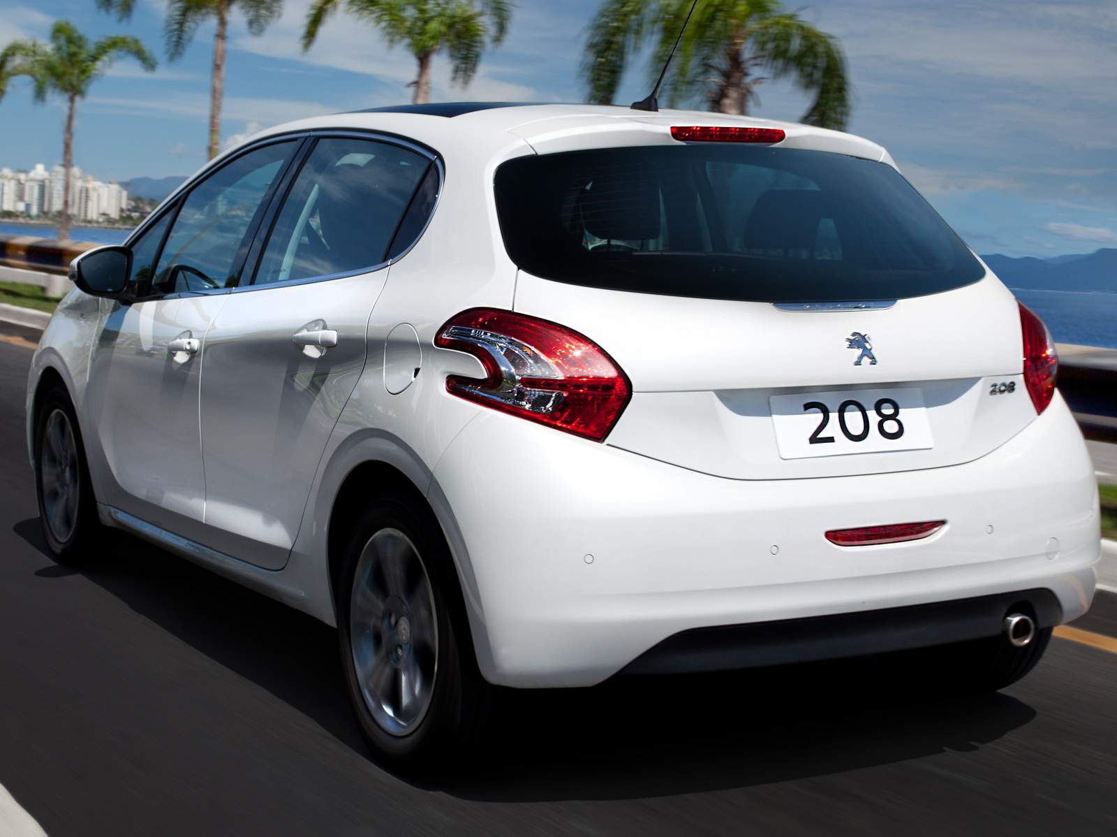 Peugeot 208 Griffe: fotos, consumo, preço e ficha técnica