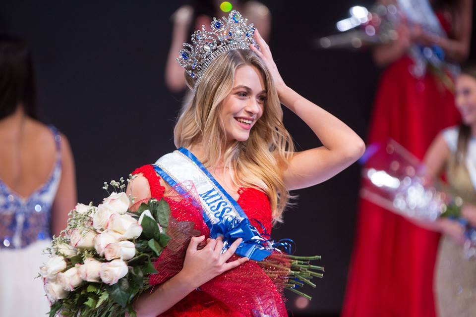 Eye For Beauty: Cynthia Menard wins Miss World Canada 2017