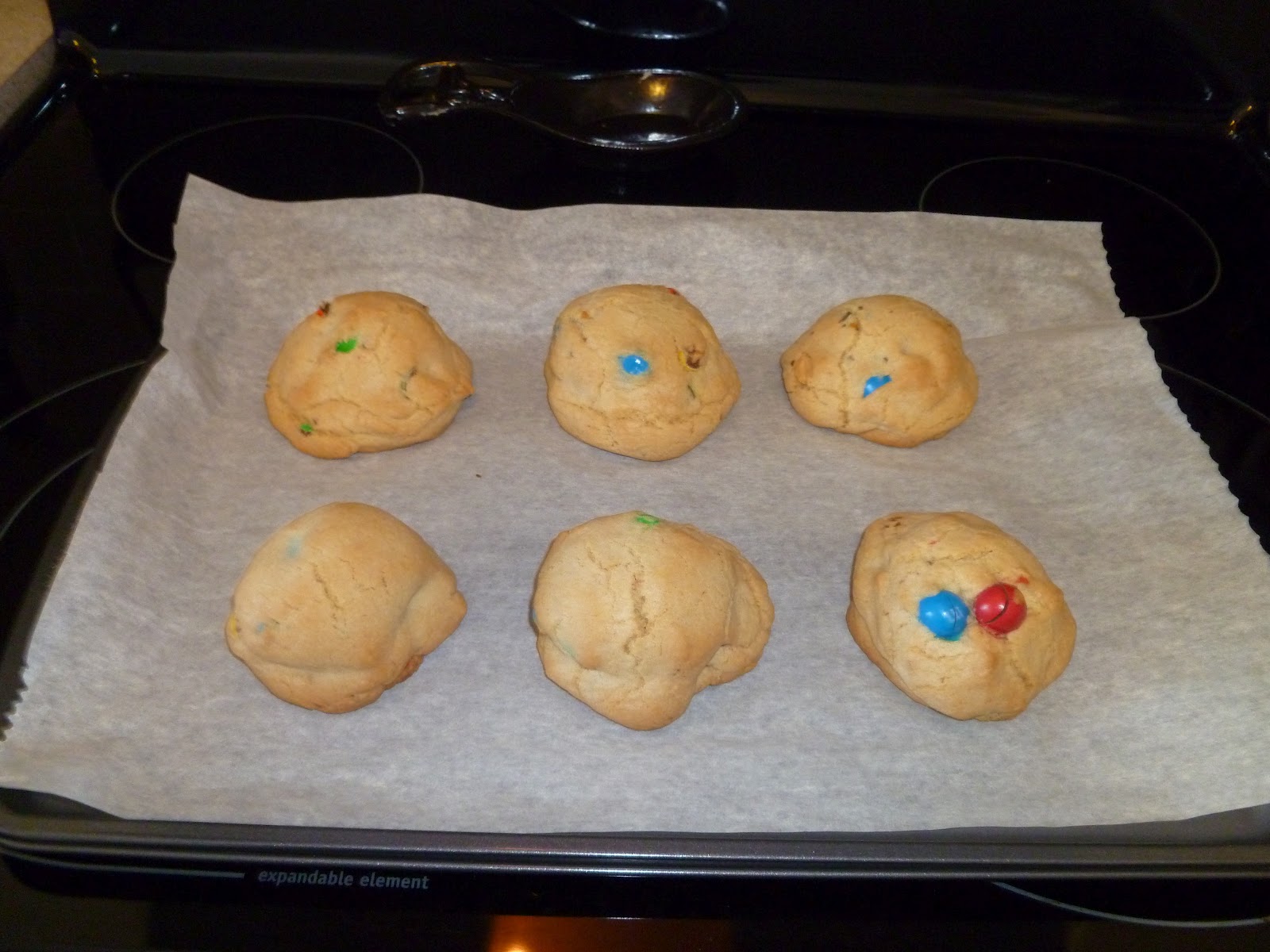 Life is Sweet: Cookie Dough Wrapped Oreos...