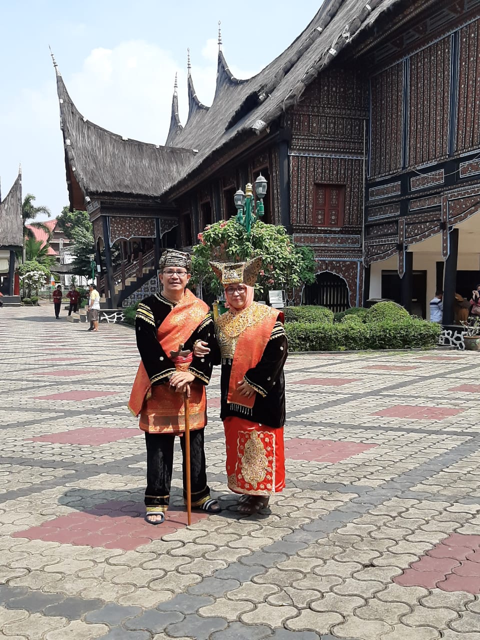 ULANG TAHUN PERKAWINAN DATUK MARINGGIH DAN SITI NURBAYA