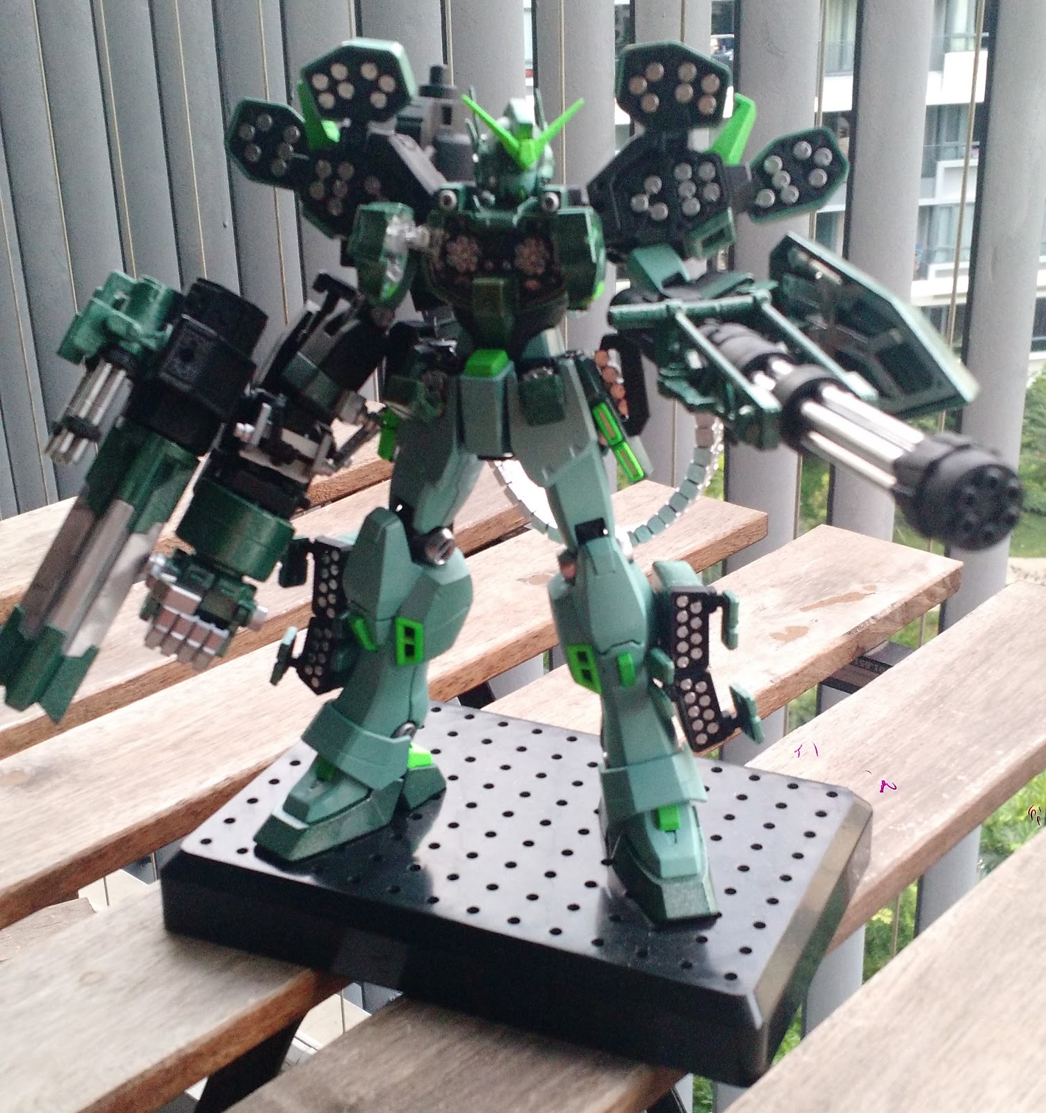 GreenStorm HeavyArms Custom | Gundam Daddy