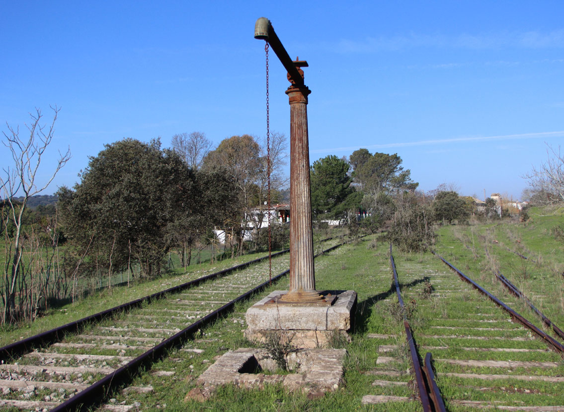 elrectanguloenlamano: OBEJO OLD TRAIN STATION : A FASCINATING TRAVEL ...
