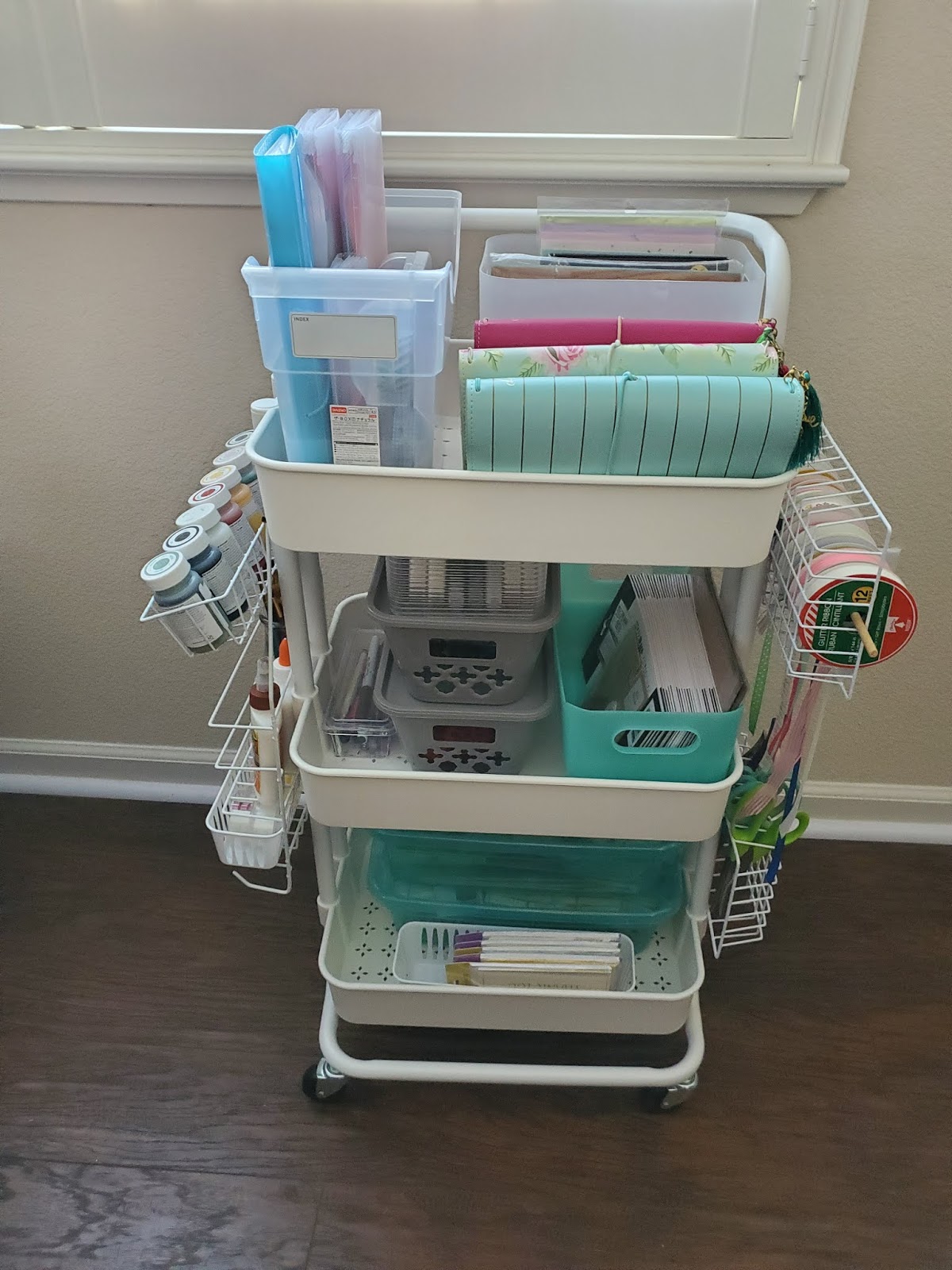 LifeDIYJosie: DOLLAR STORE ORGANIZATION: MULTIPURPOSE CRAFTING CART ...