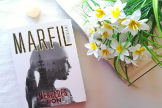 {Reseña} Marfil - Mercedes Ron ~ Noche entre libros 2