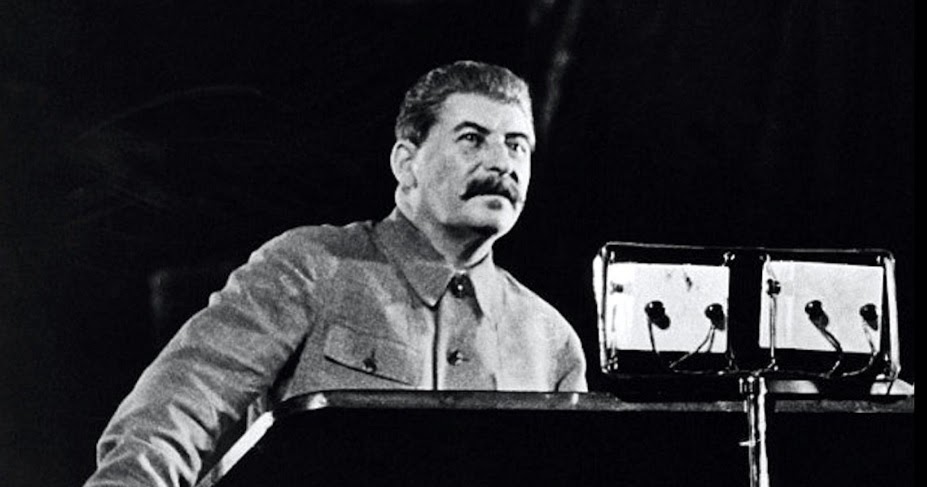Μονταζιέρα: Stalin's Constitution