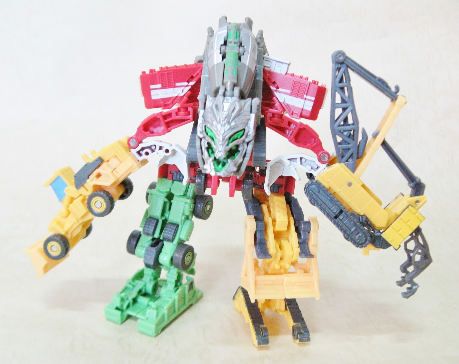 TRANSFORMERS REVENGE OF THE FALLEN Legends class CONSTRUCTICONS ...