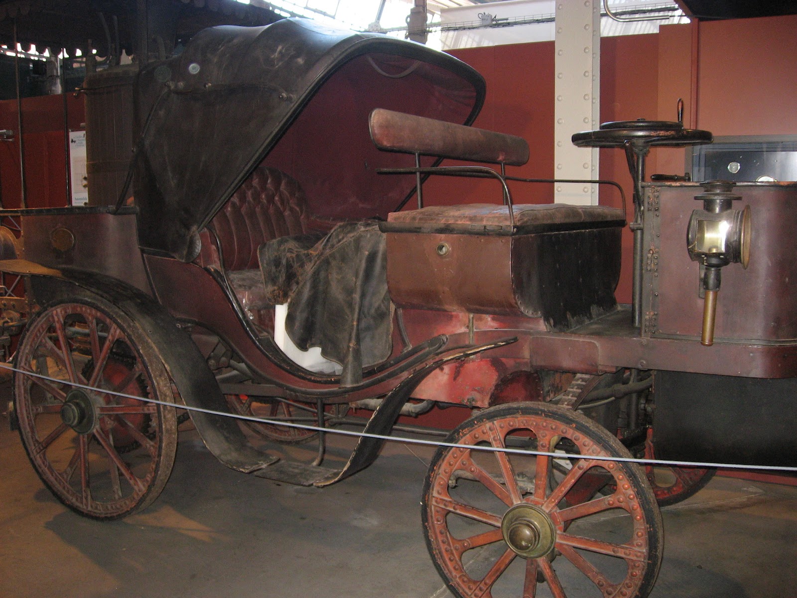 Thouars Encore: Châtellerault Motor Museum