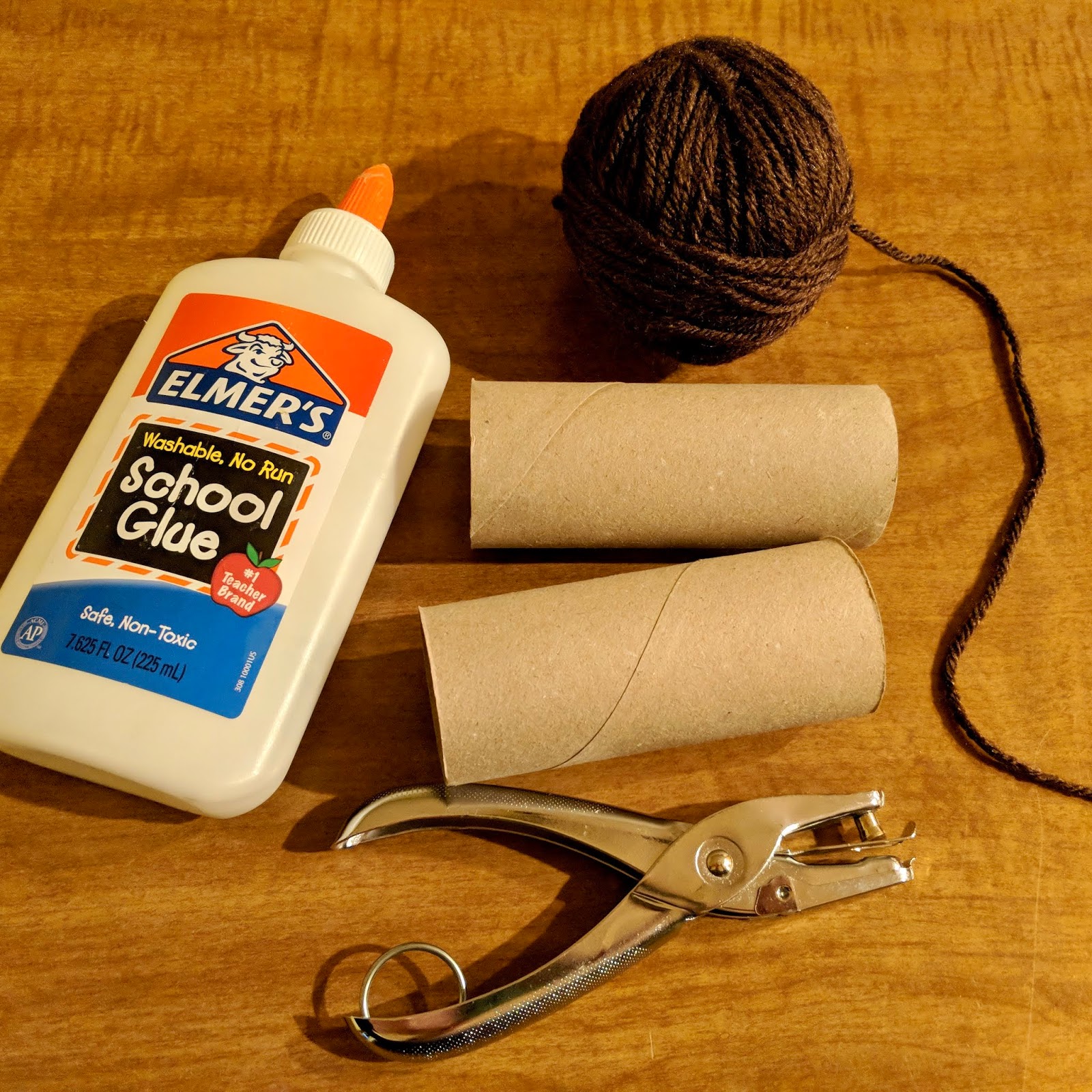 Toilet Paper Roll Binoculars toilet-paper-roll-binoculars