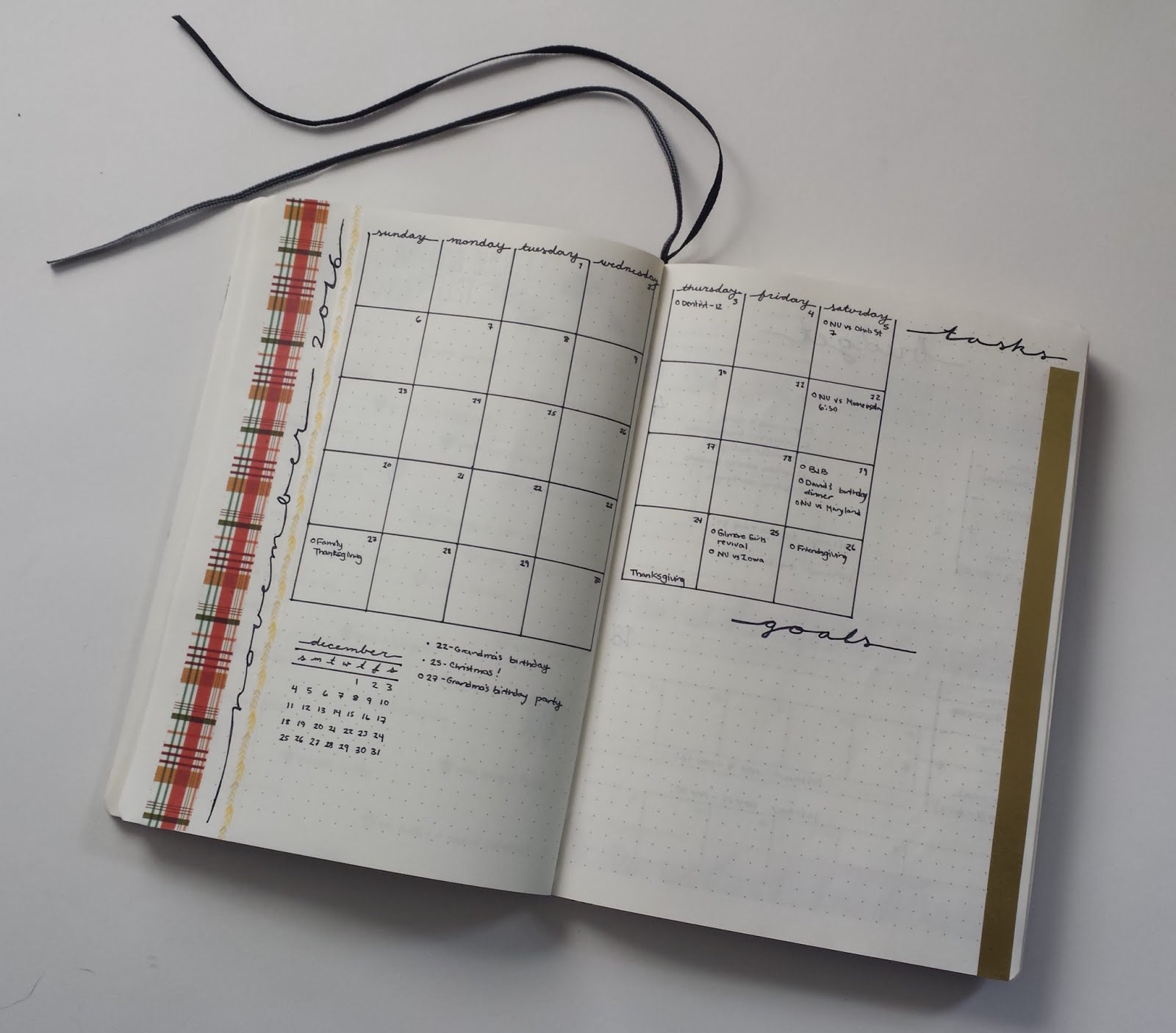 Bullet Journal Monthly Layouts - November 2016 | Rebecca Collected