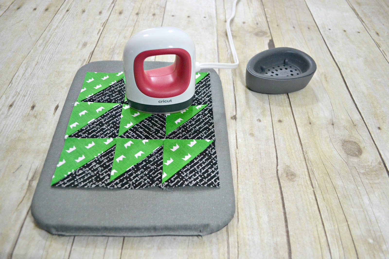 Paisley Roots: Cricut Easy Press Mini