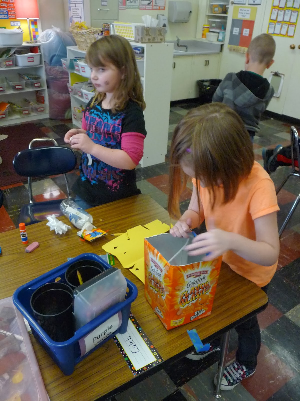 Mrs. Bowers' First Grade Stars: Recycling Creations