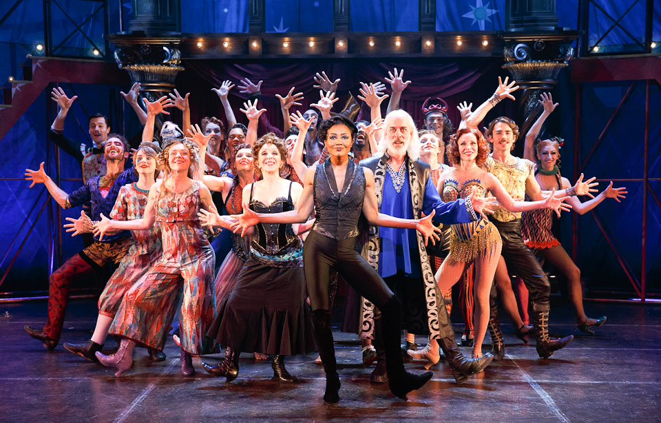 Entertainment Hour: Pippin @ The Music Box Theatre
