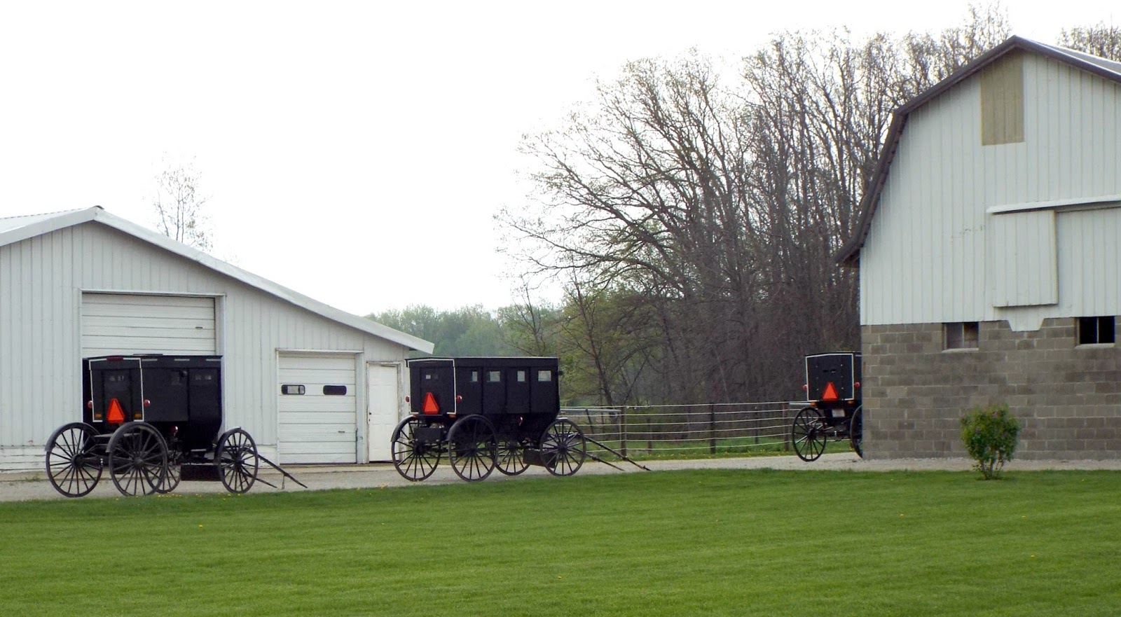 Yankee-Belle Cafe: A Spring Visit to Amish Country and a Cover Reveal