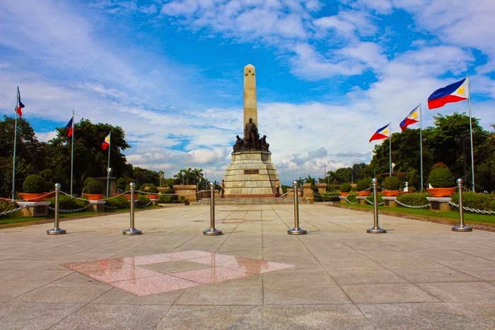 Lakbayin Pinas: Rizal Park(Luneta Park)