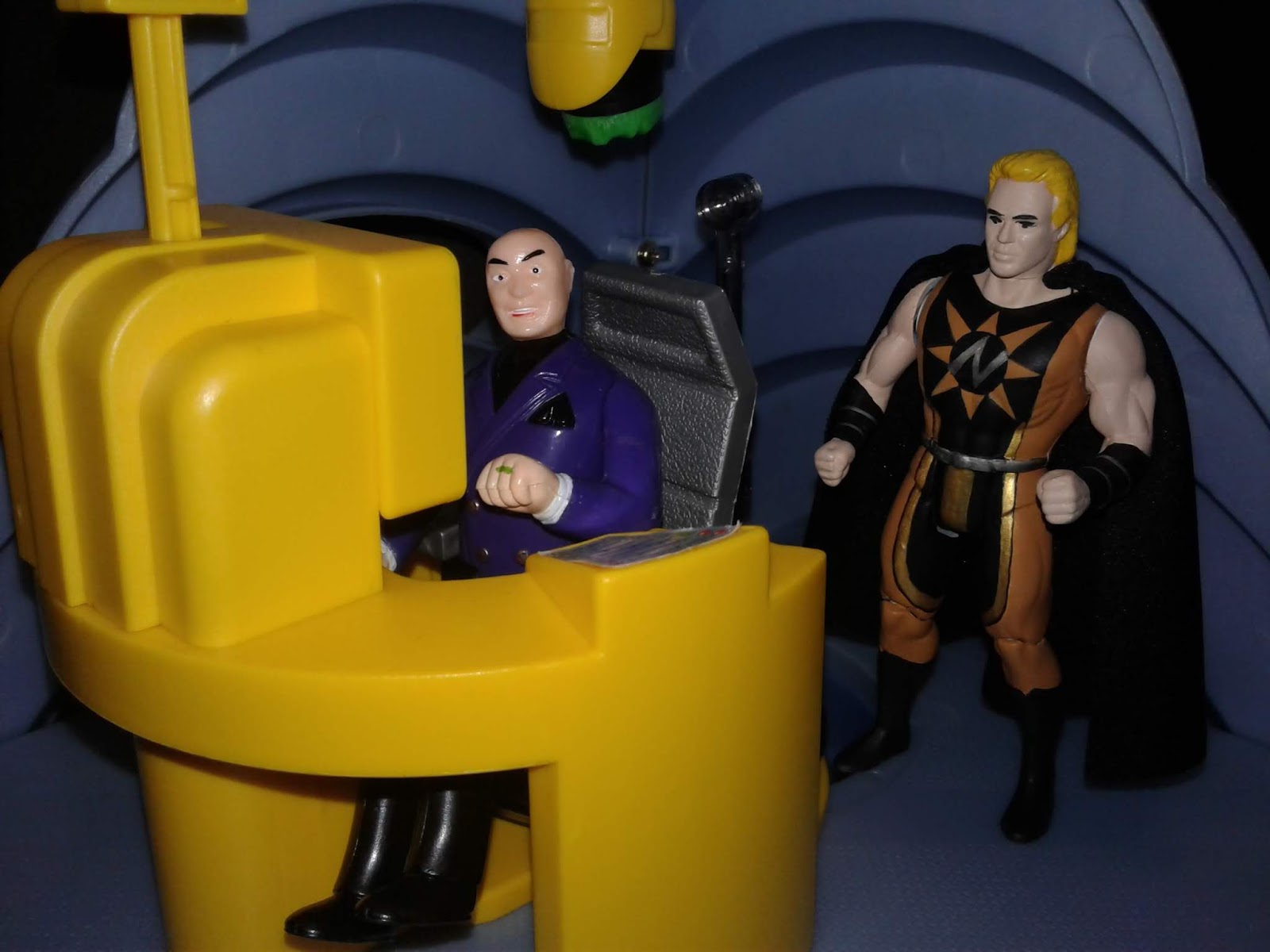 Custom Kenner Super Powers/Toy Biz DC Superheroes Nuclear Man (Superman IV)