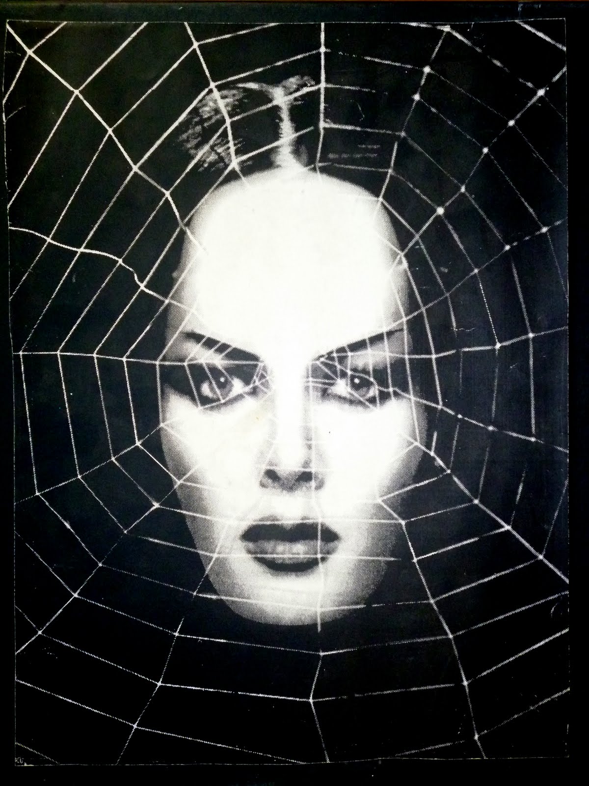 Eitel Thoughts: SCOTT EWALT IMAGE OF KEMBRA PFAHLER