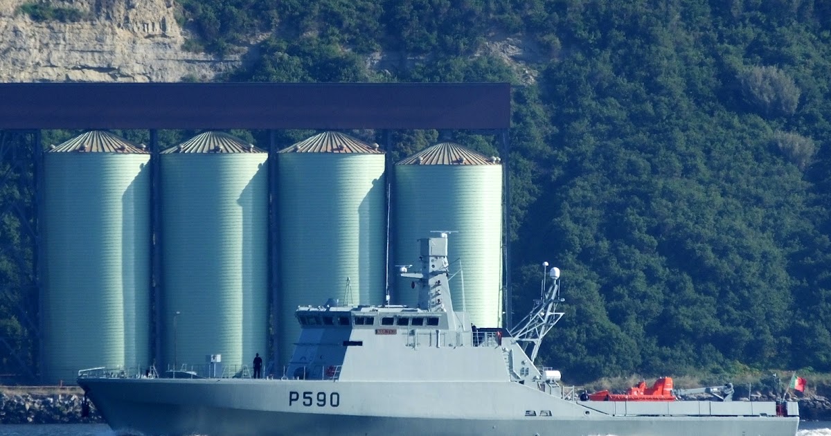 BARCOS+NAVIOS: P590 NRP TEJO