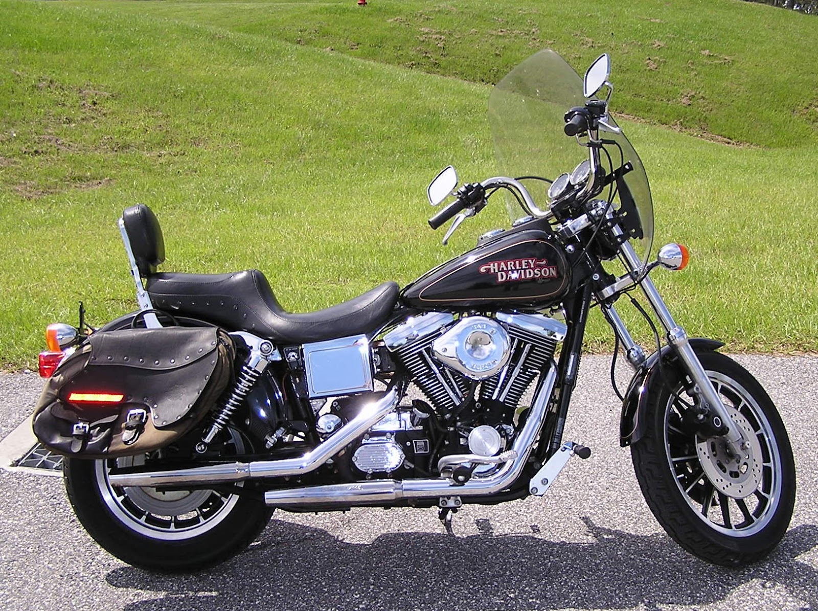 The View From Stormy Hill: 1998 Dyna FXDS Convertible.