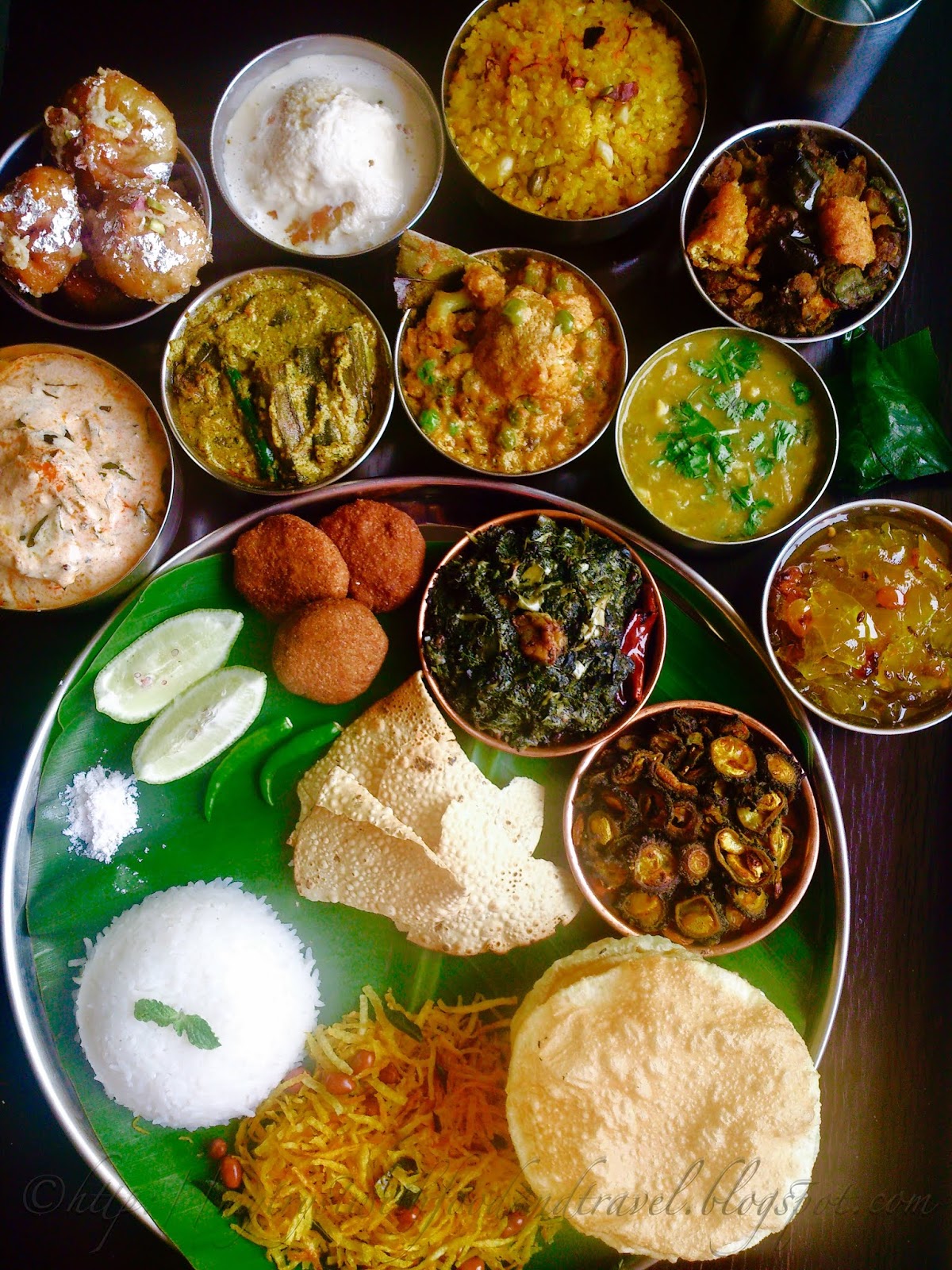 My Tryst With Food And Travel Bengali Vegetarian Thali A Splash Of