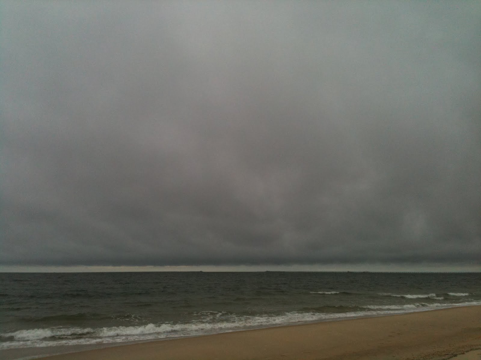 alien drifter: Sky 174 - dull morning