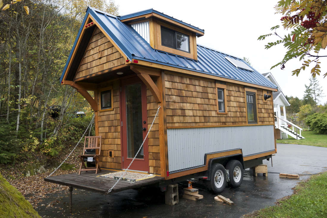 TINY HOUSE TOWN: The Acorn House By Nelson Tiny Houses