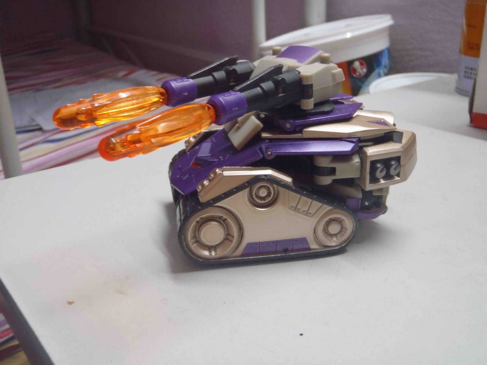 New Planet Cybertron: Transformers Review: Blitzwing (Animated Voyager ...