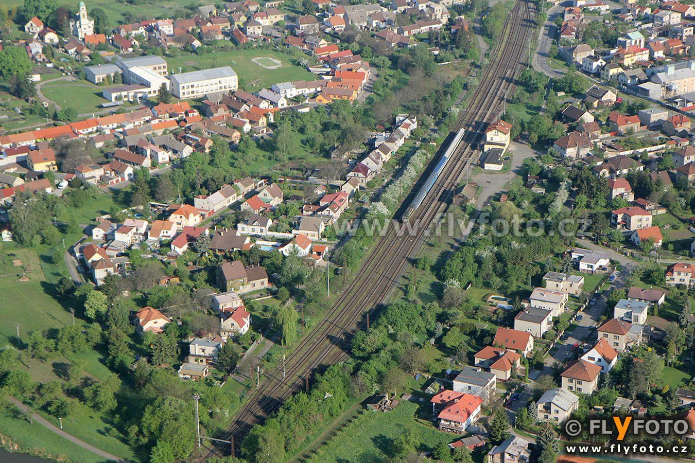 FLyFOTO letecká fotografie a video: Libice nad Cidlinou