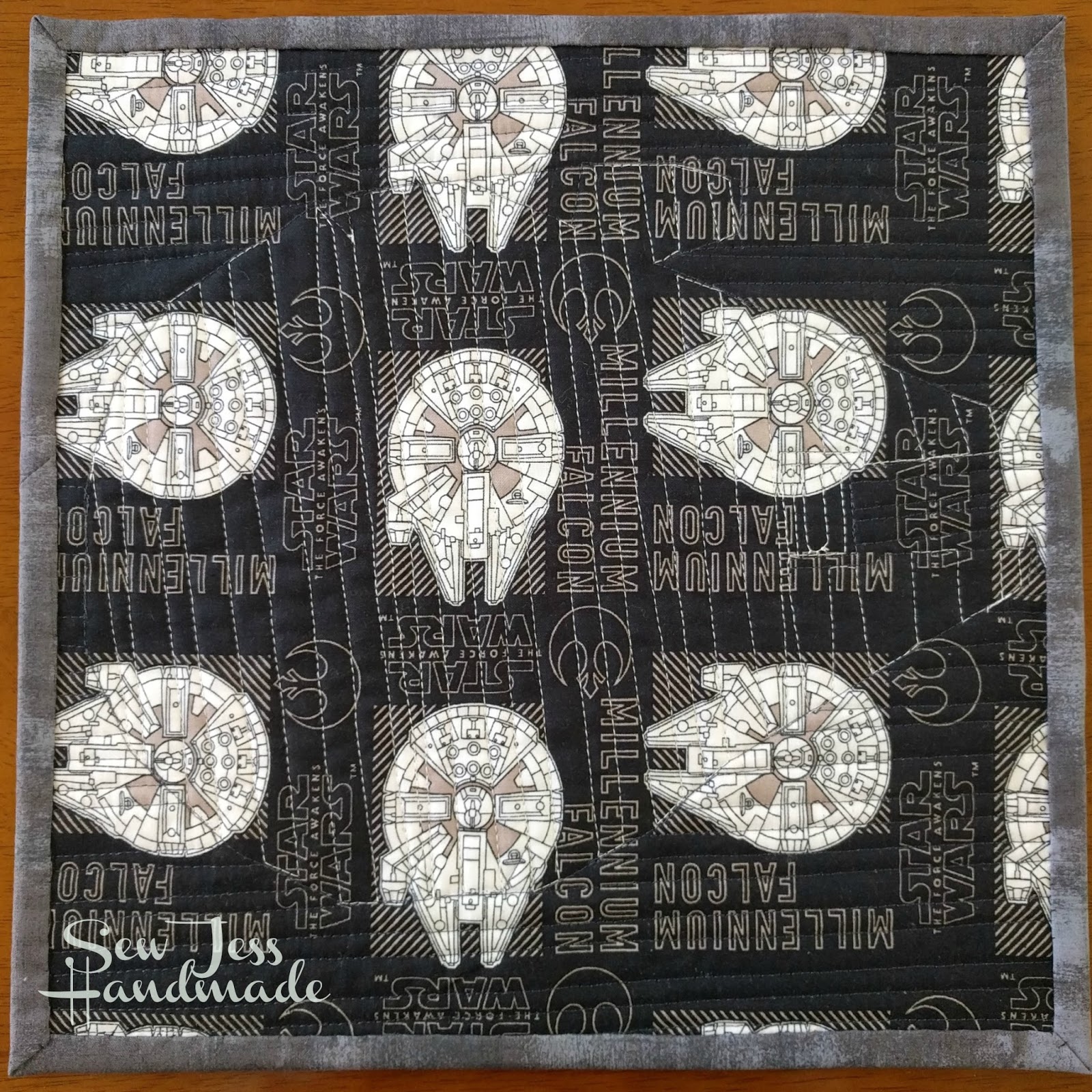 Geometric Millennium Falcon : A Finished Mini Quilt