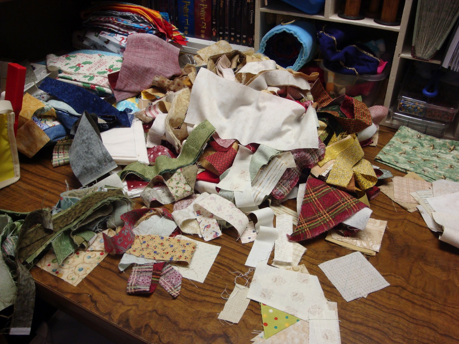 FABRIC THERAPY: STASH ORGANIZATION: Part 2 - TAMING THE SCRAP PILES