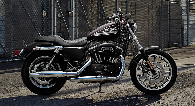 Blog do Wilson Roque: Harley-Davidson 883 Roadster 2014 Blog do Wilson Roque: Harley-Davidson 883 Roadster 2014