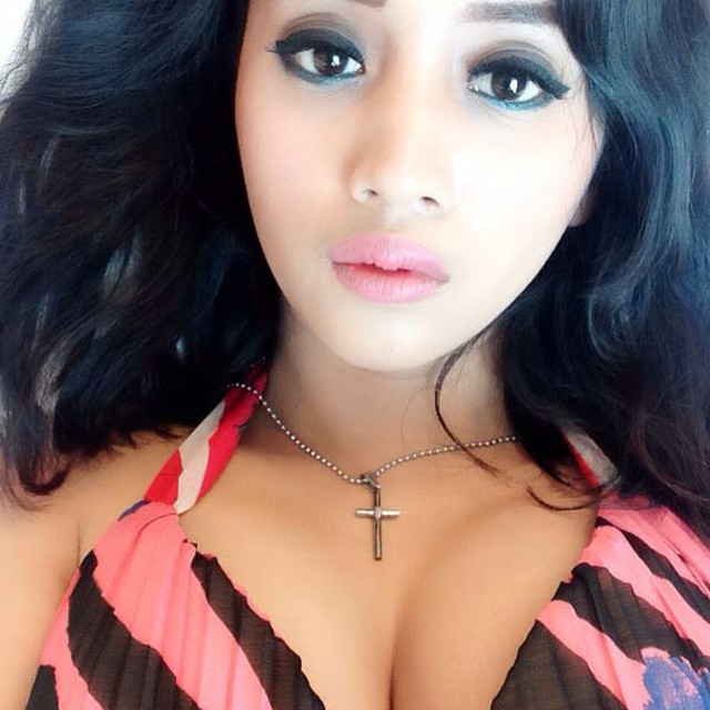Hot Indonesian Model Bikini Sexy Cambodia Indah Majalah Maxim Indonesia
