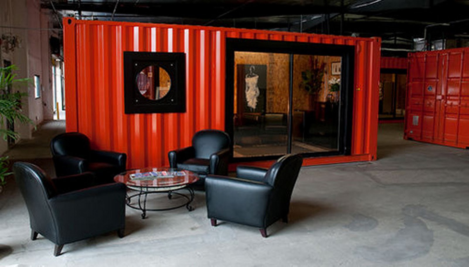 Just Oranje: Ever Imagine Living in a Shipping Container?