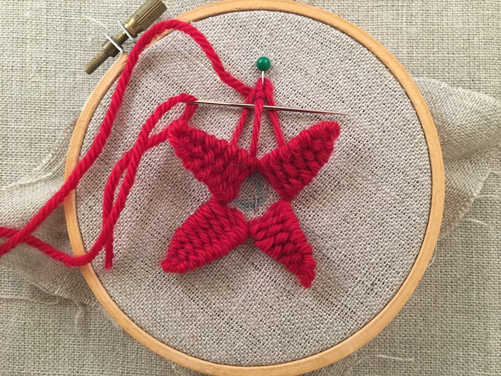 feeling stitchy: MooshieStitch Monday: Woven Picot Stitch with Wool