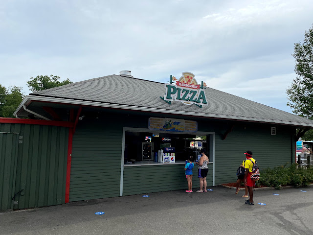 Review: Cheese Pizza Harborside Pizza Lake Compounce
