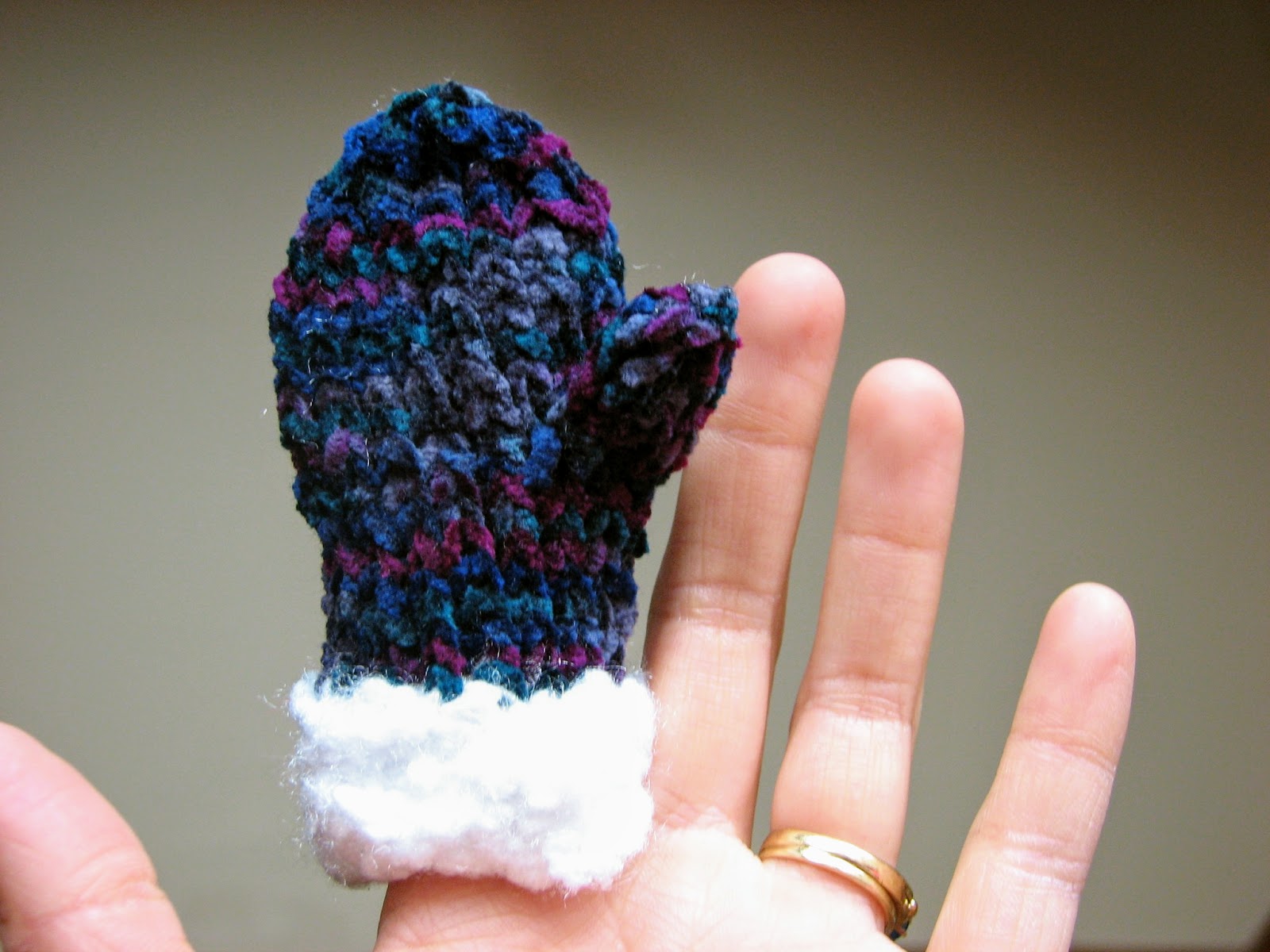 mommy bytes: Mini-mitten pattern