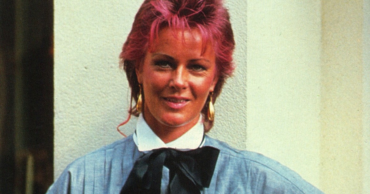 ABBA The Articles: 1983: Frida - singer is breaking free from ABBA