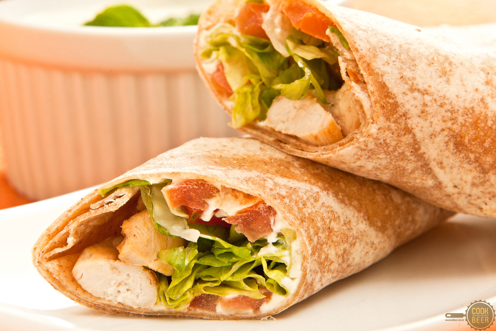 WRAP DE FRANGO LIGHT COM MOLHO DE IOGURTE E HORTELÃ | CookBeer ...